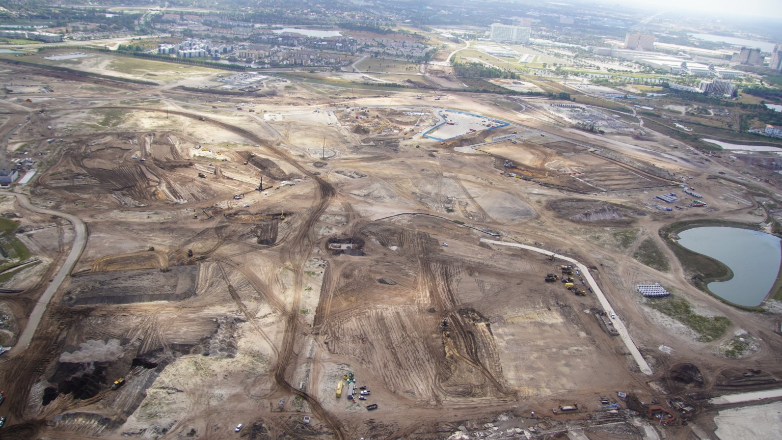 New Aerial Photos Show Construction Progress of Universal’s Epic ...