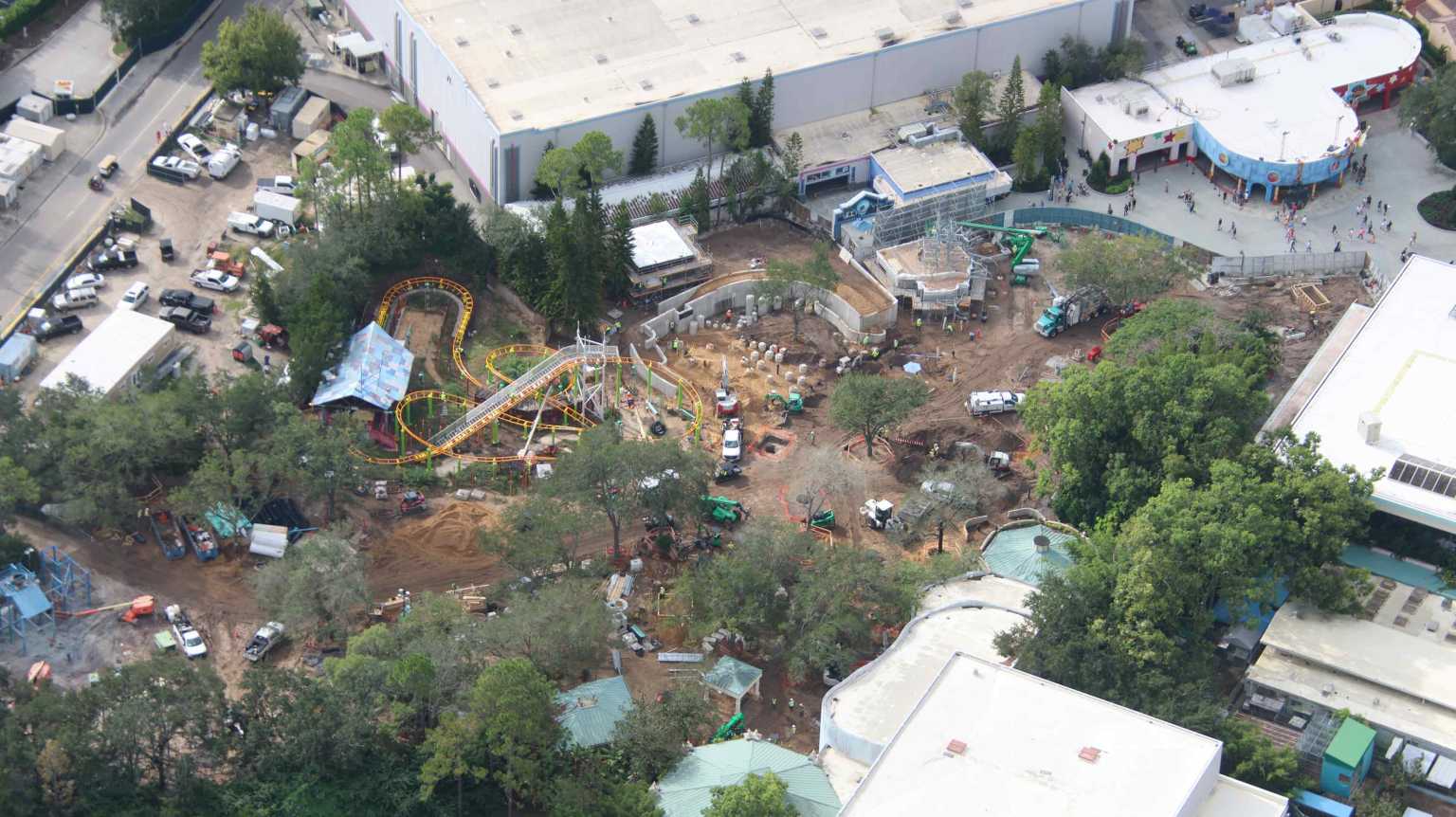 New Aerial Photos Show Construction Progress of DreamWorks Land at ...