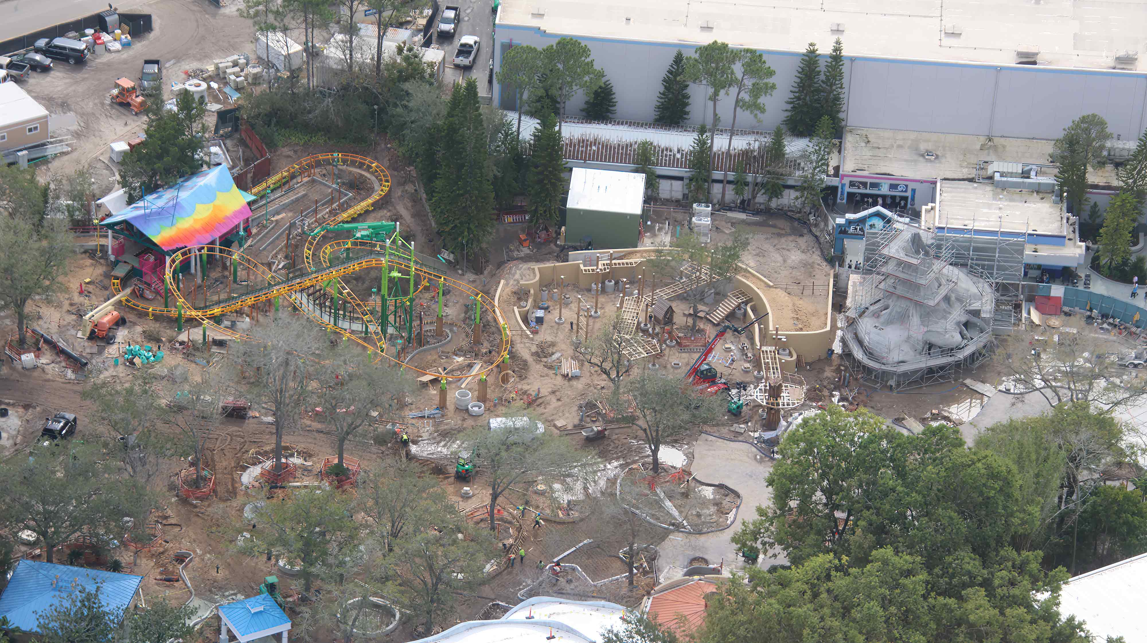 New Aerial Photos Show Construction Progress of DreamWorks Land at ...