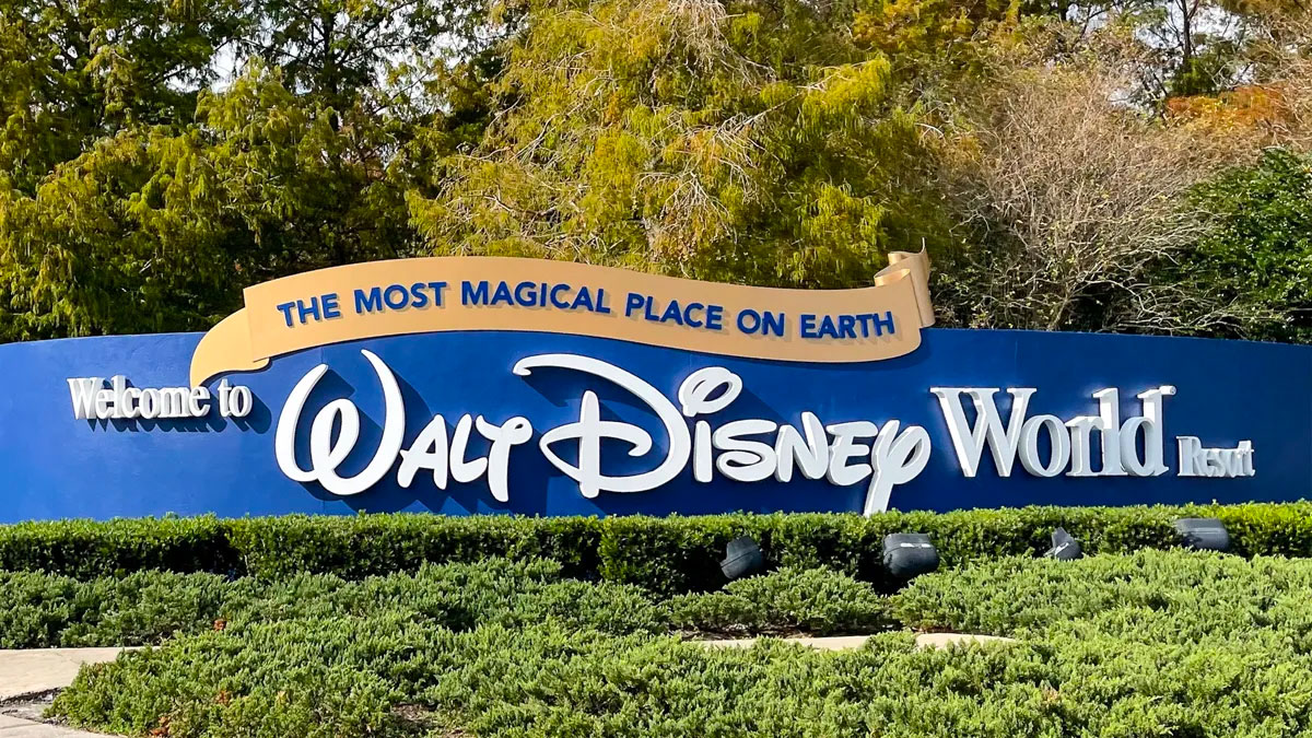 Man Accused of Damaging LYNX Bus for Dropping Him Off at Walt Disney ...