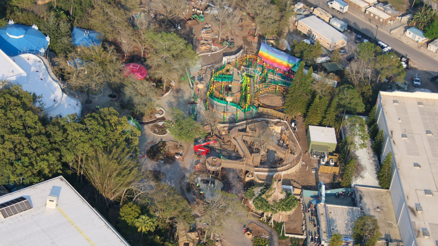 New Aerial Photos Show Construction Progress of DreamWorks Land at ...