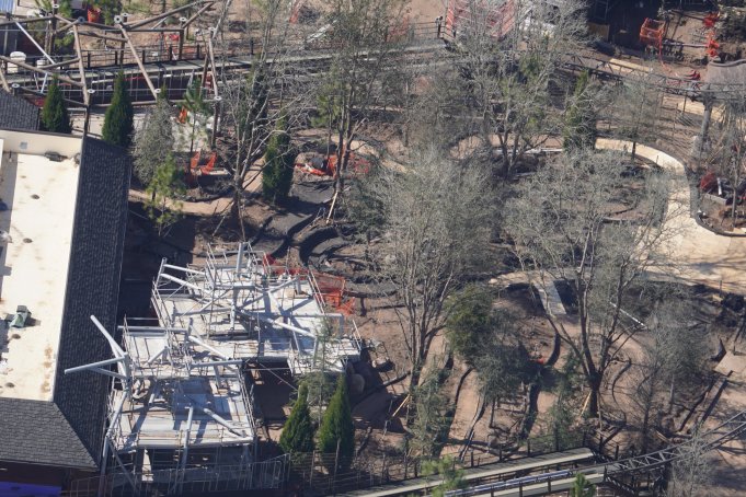 New Aerial Photos Show Construction Progress of Dark Universe Spinning ...