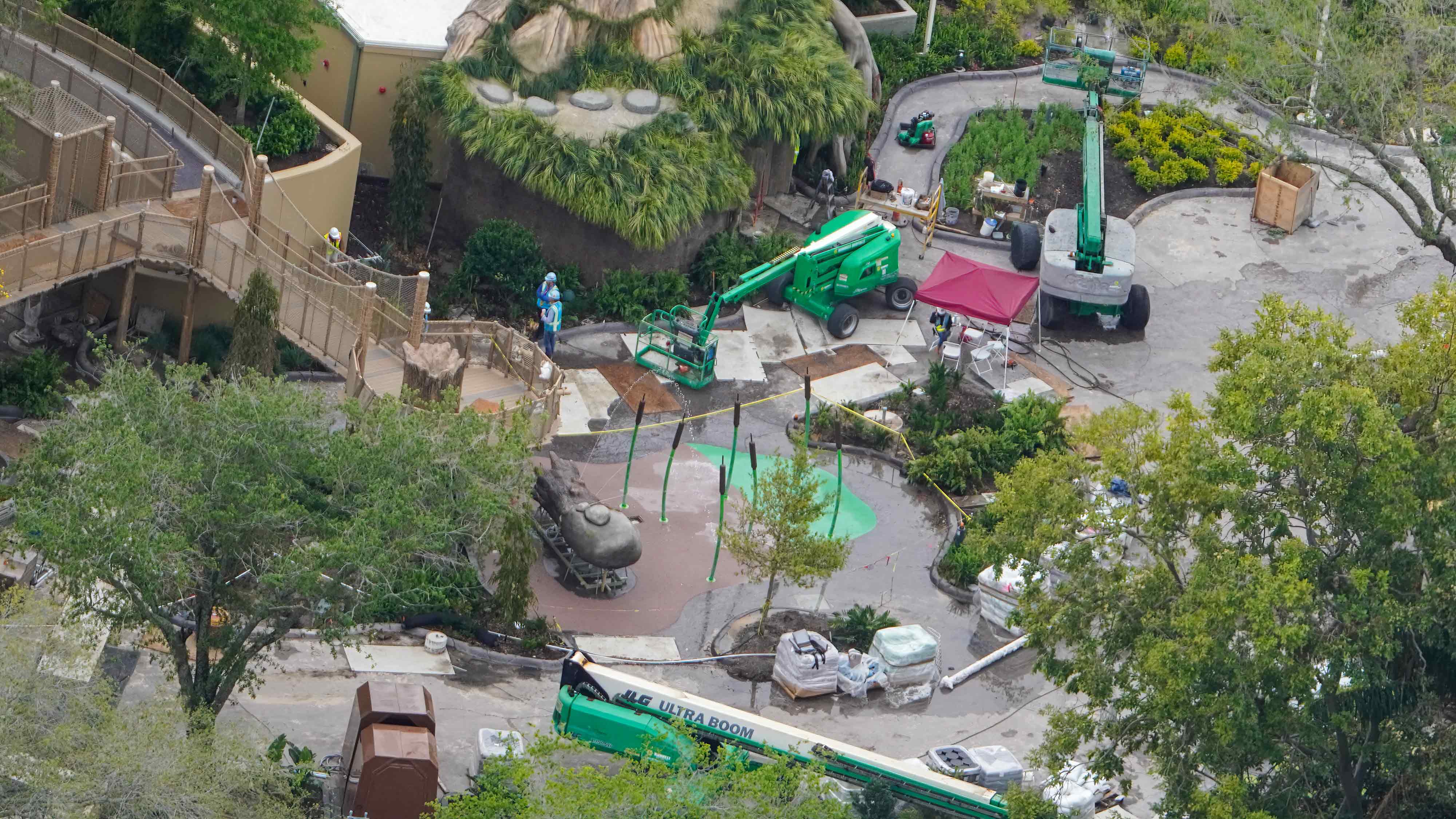 New Aerial Photos Show Construction Progress of DreamWorks Land at ...