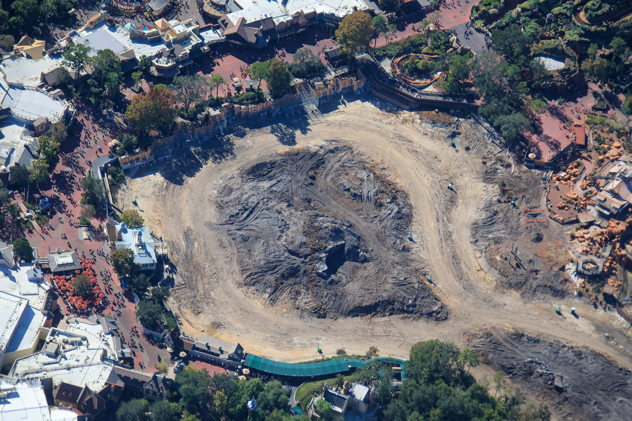 New Aerial Photos Show Construction Progress of Piston Peak National ...