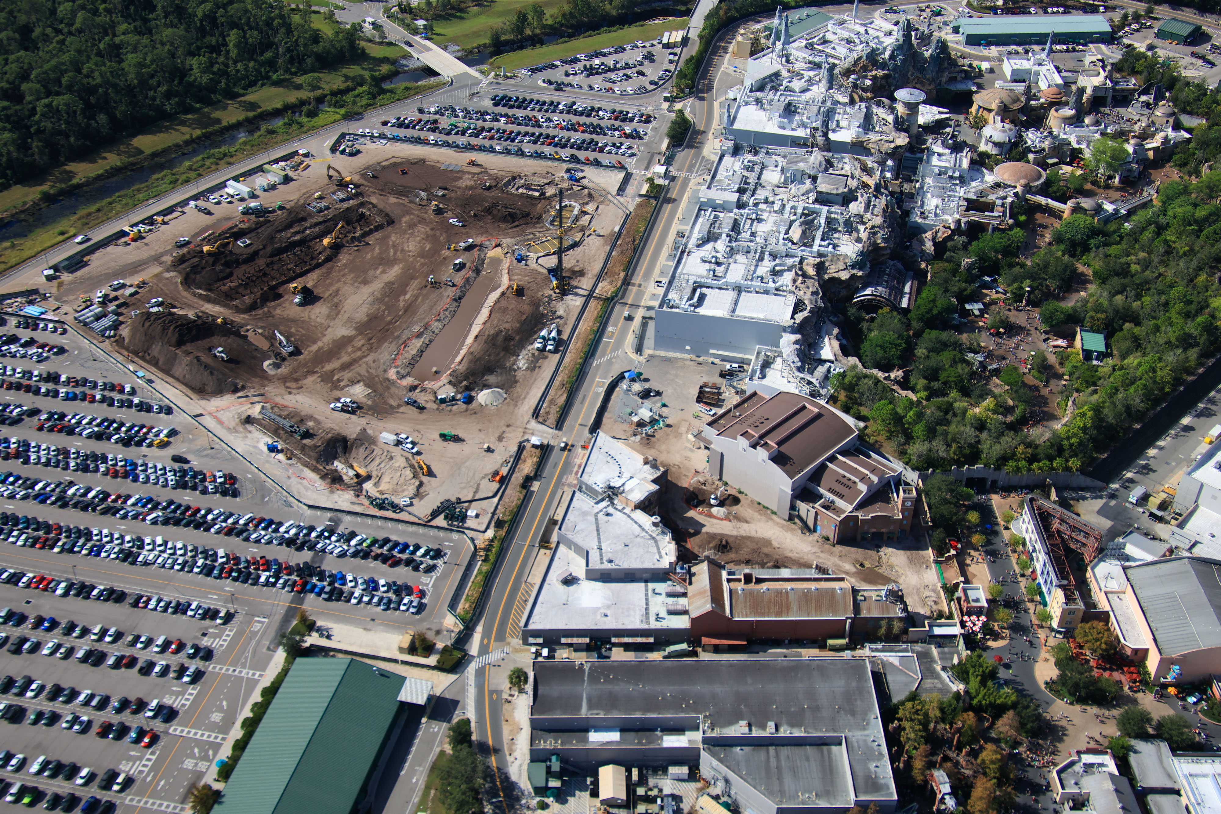 New Aerial Photos Show Construction Progress of Monstropolis at Disney ...