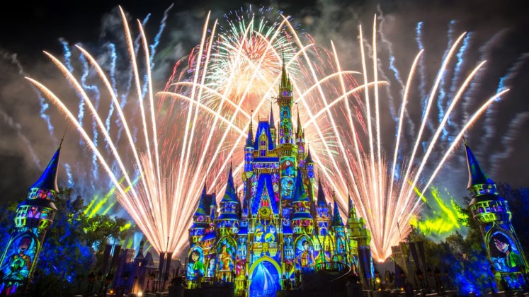 Man Says He Got Hit in The Eye From Fireworks Debris at Magic Kingdom