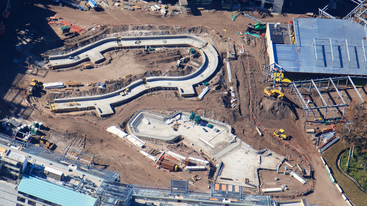 New Aerial Photos Show Construction Progress of Disney Lakeshore Lodge