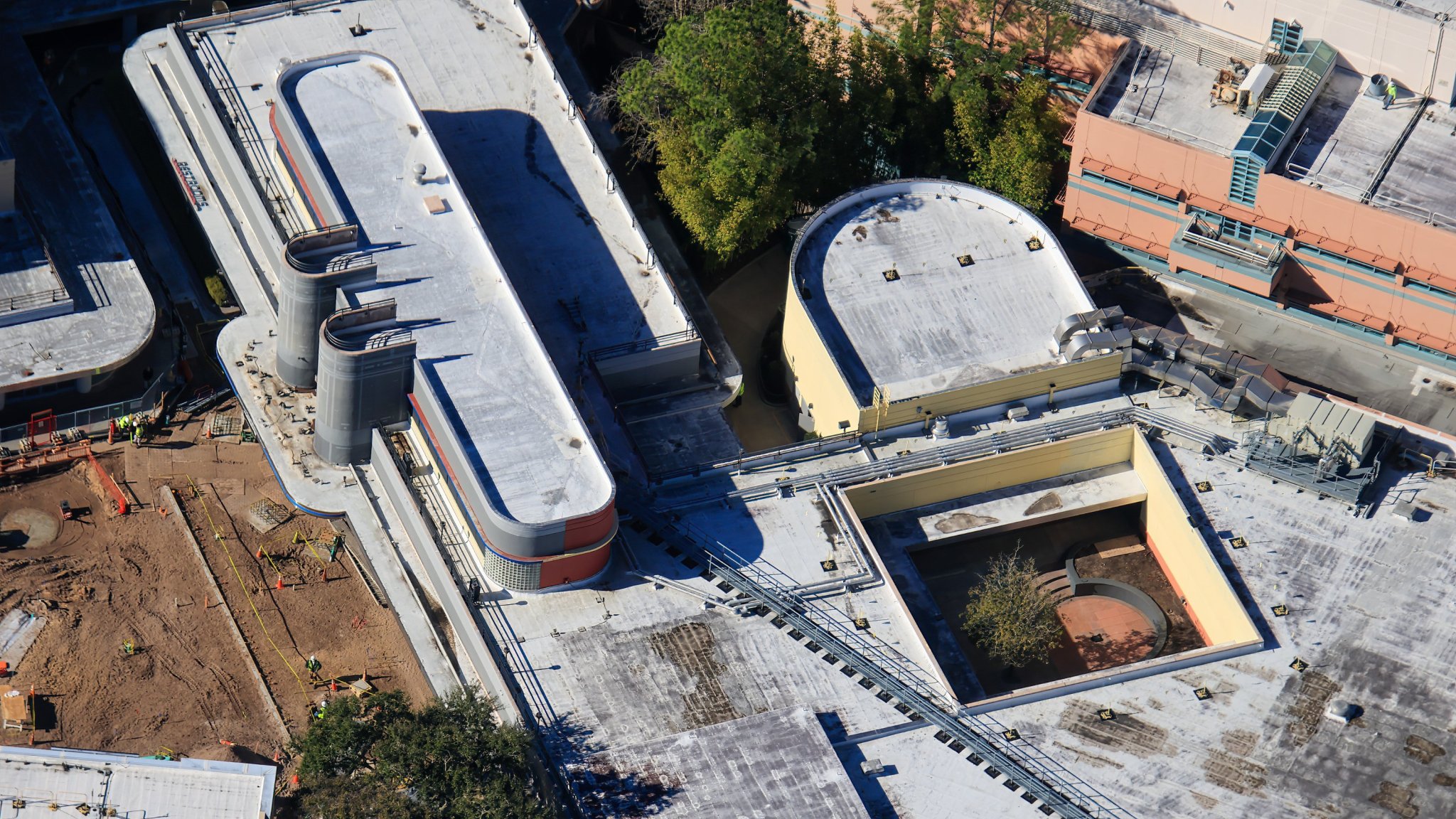 New Aerial Photos Show Construction Progress of The Magic of Disney ...