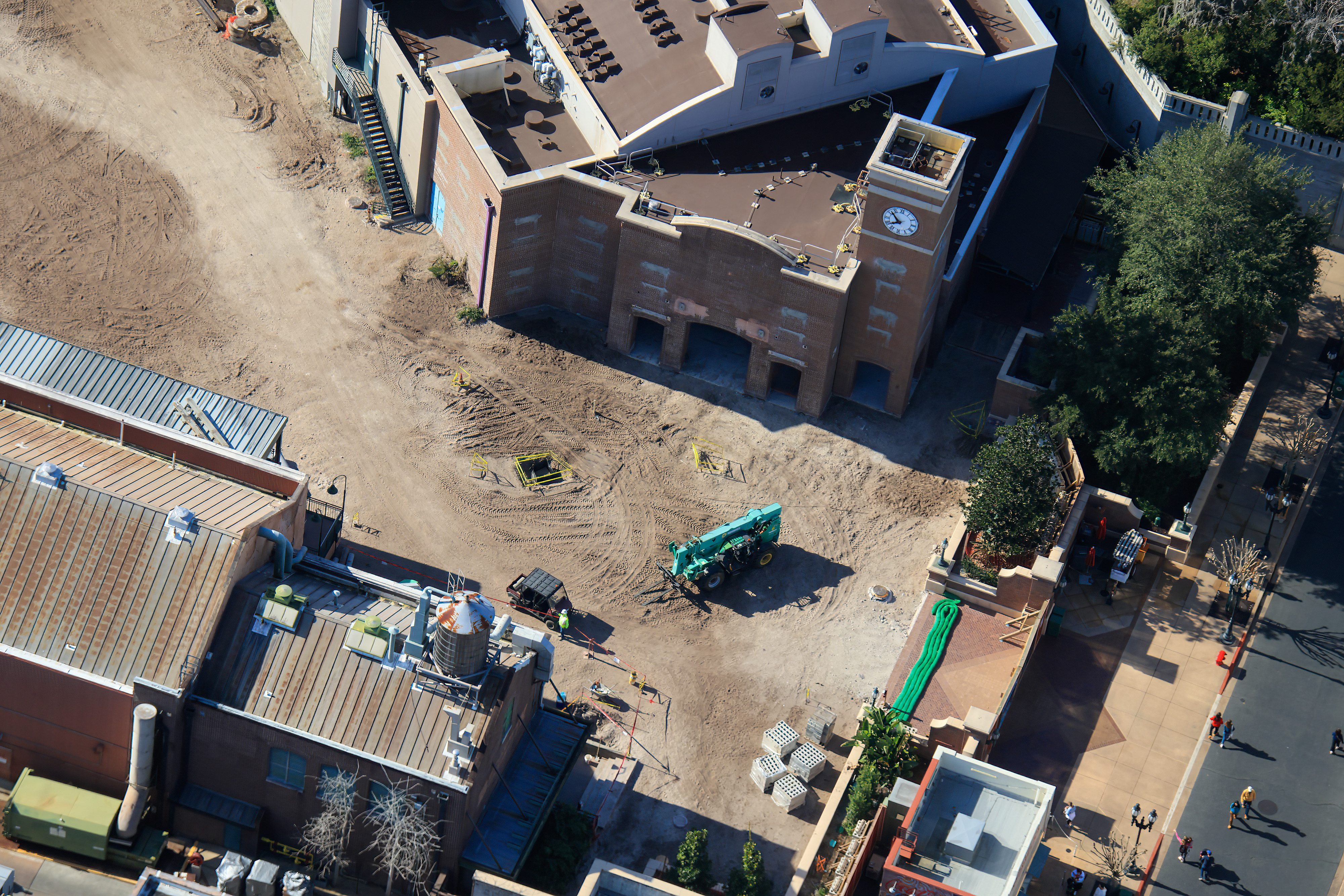 New Aerial Photos Show Construction Progress of Monstropolis at Disney ...