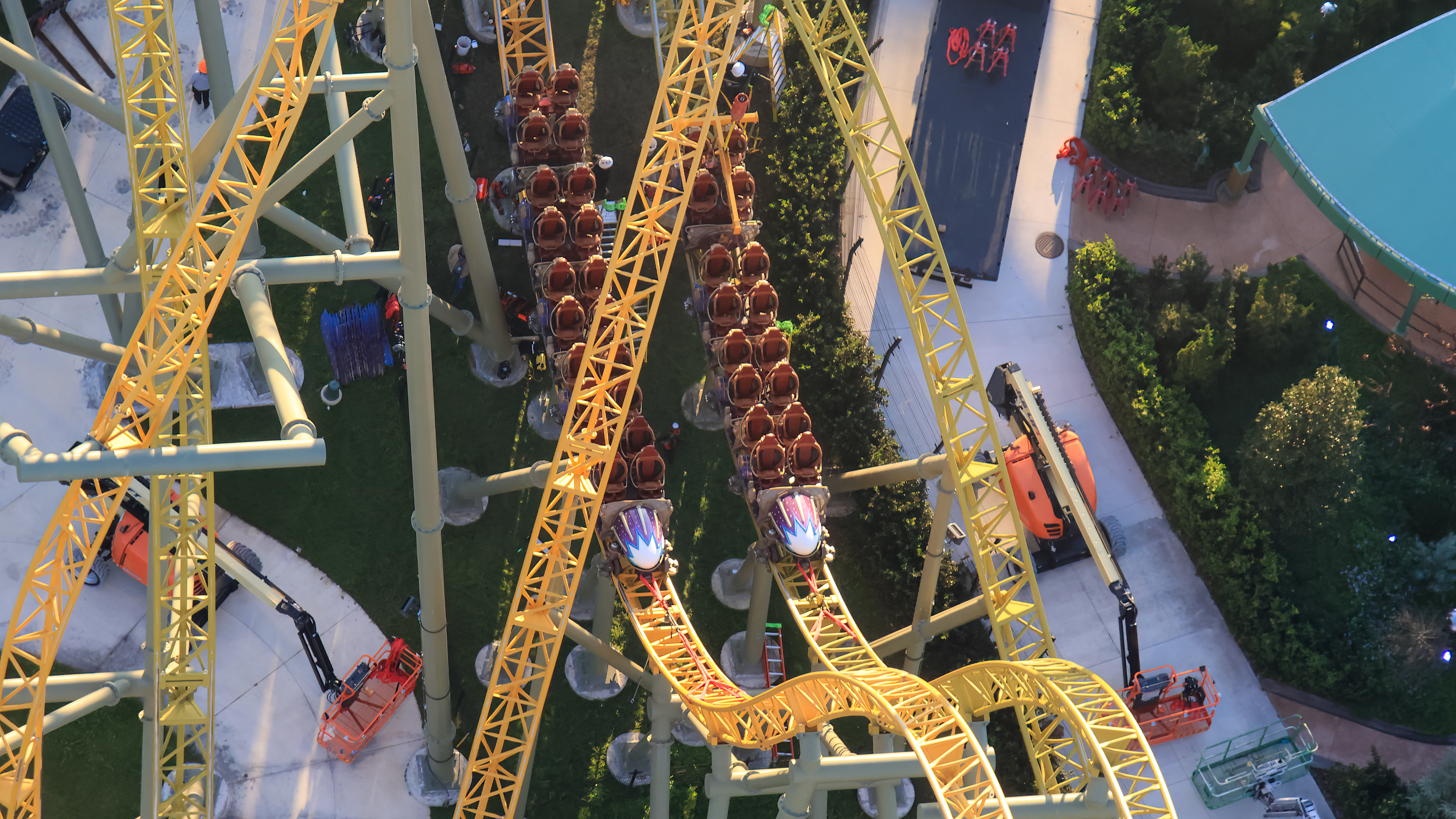 AERIAL PHOTOS: Valleyed Stardust Racers Trains at Universal’s Epic Universe