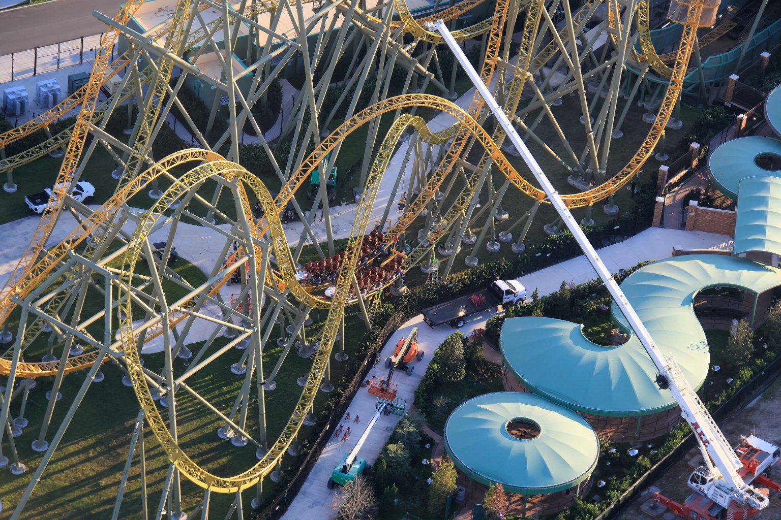 AERIAL PHOTOS: Valleyed Stardust Racers Trains at Universal’s Epic Universe